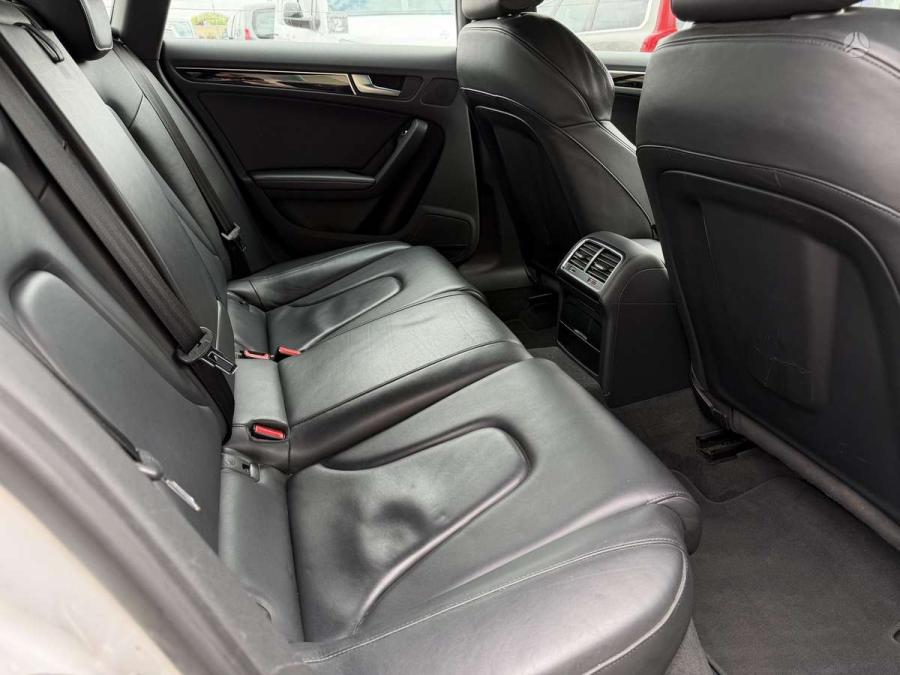 Grey Audi A5 Sportback 2012 in Mazeikiai, with an engine capacity of 1.80 L and mileage of 225 thousand km for 9900 €, photo 24 on AUTOMOTO.COM.LV