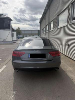 Pelēks Audi A5 Sportback 2012 Šauļi, ar dzinēja tilpumu 2.97 L un nobraukumu 274 tūkst. km par 11000 €, foto 5 vietnē AUTOMOTO.COM.LV