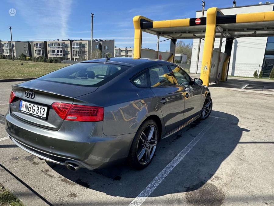 Pelēks Audi A5 Sportback 2013 Kauņa, ar dzinēja tilpumu 2.97 L un nobraukumu 321 tūkst. km par 8500 €, foto 6 vietnē AUTOMOTO.COM.LV