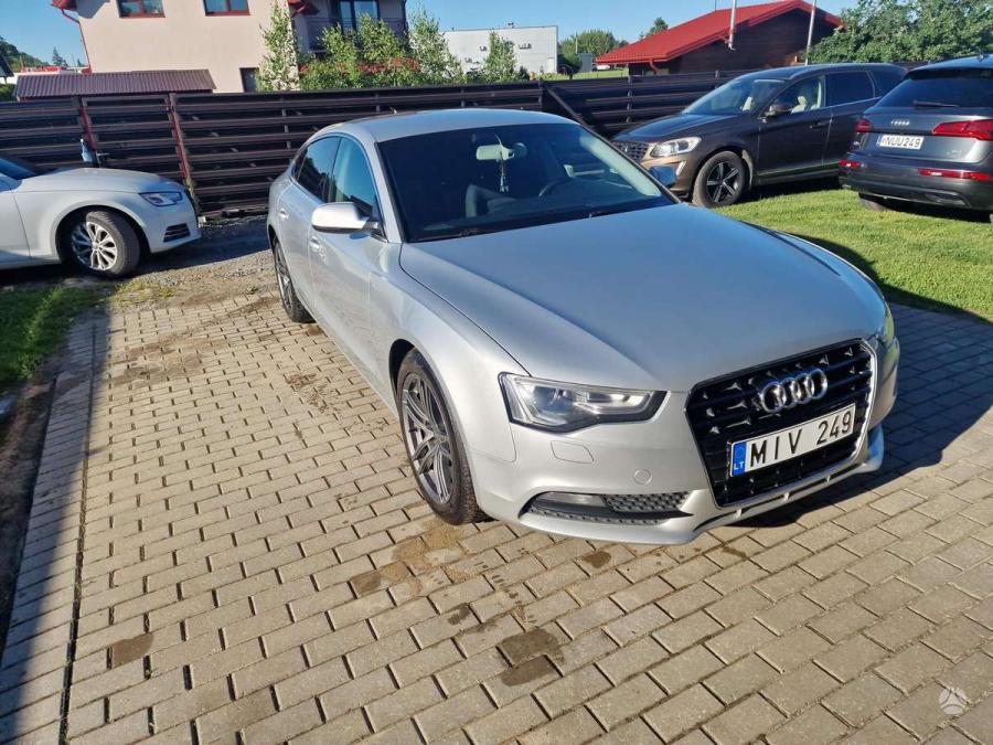 Pelēks Audi A5 Sportback 2013 Kauņa, ar dzinēja tilpumu 1.97 L un nobraukumu 321 tūkst. km par 10000 €, foto 3 vietnē AUTOMOTO.COM.LV