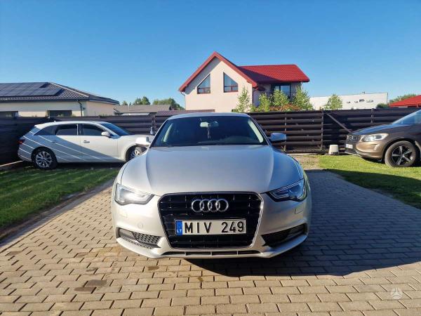 Pelēks Audi A5 Sportback 2013 Kauņa, ar dzinēja tilpumu 1.97 L un nobraukumu 321 tūkst. km par 10000 €, foto 3 vietnē AUTOMOTO.COM.LV