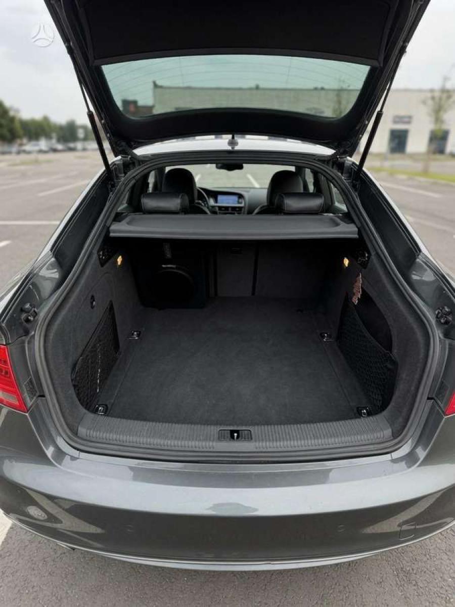 Pelēks Audi A5 Sportback 2013 Kauņa, ar dzinēja tilpumu 1.97 L un nobraukumu 345 tūkst. km par 8850 €, foto 11 vietnē AUTOMOTO.COM.LV
