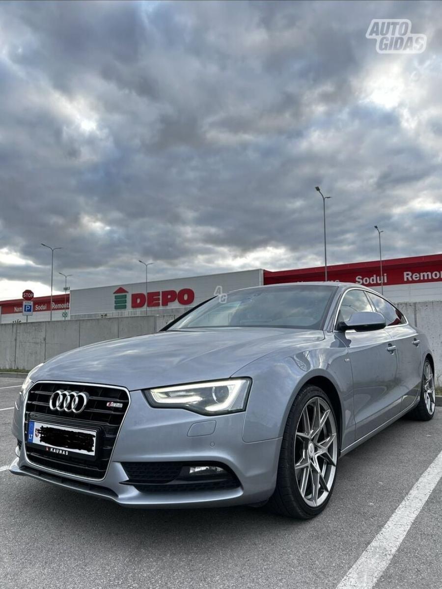 Grey Audi A5 Sportback 2014 in Kaunas, with an engine capacity of 3.00 L and mileage of 246 thousand km for 13950 €, photo 2 on AUTOMOTO.COM.LV