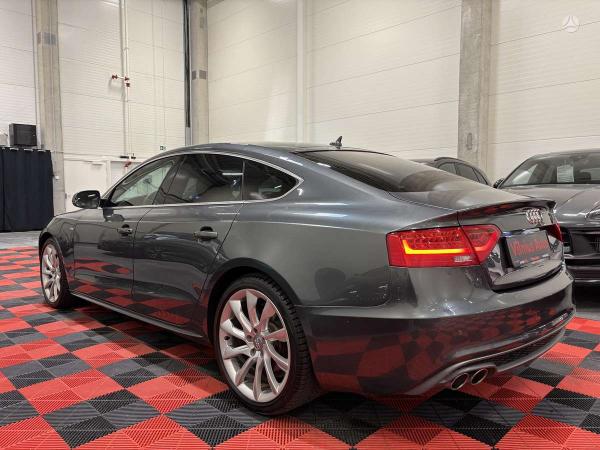 Grey Audi A5 Sportback 2014 in Vilnius, with an engine capacity of 1.96 L and mileage of 233 thousand km for 7990 €, photo 6 on AUTOMOTO.COM.LV