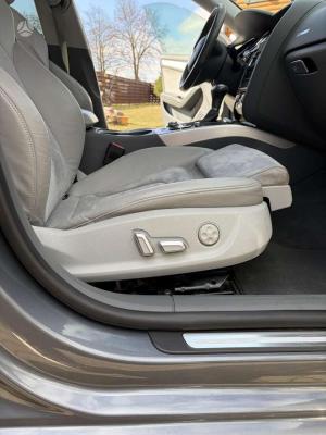 Grey Audi A5 Sportback 2014 in Kaunas, with an engine capacity of 1.96 L and mileage of 253 thousand km for 10500 €, photo 12 on AUTOMOTO.COM.LV