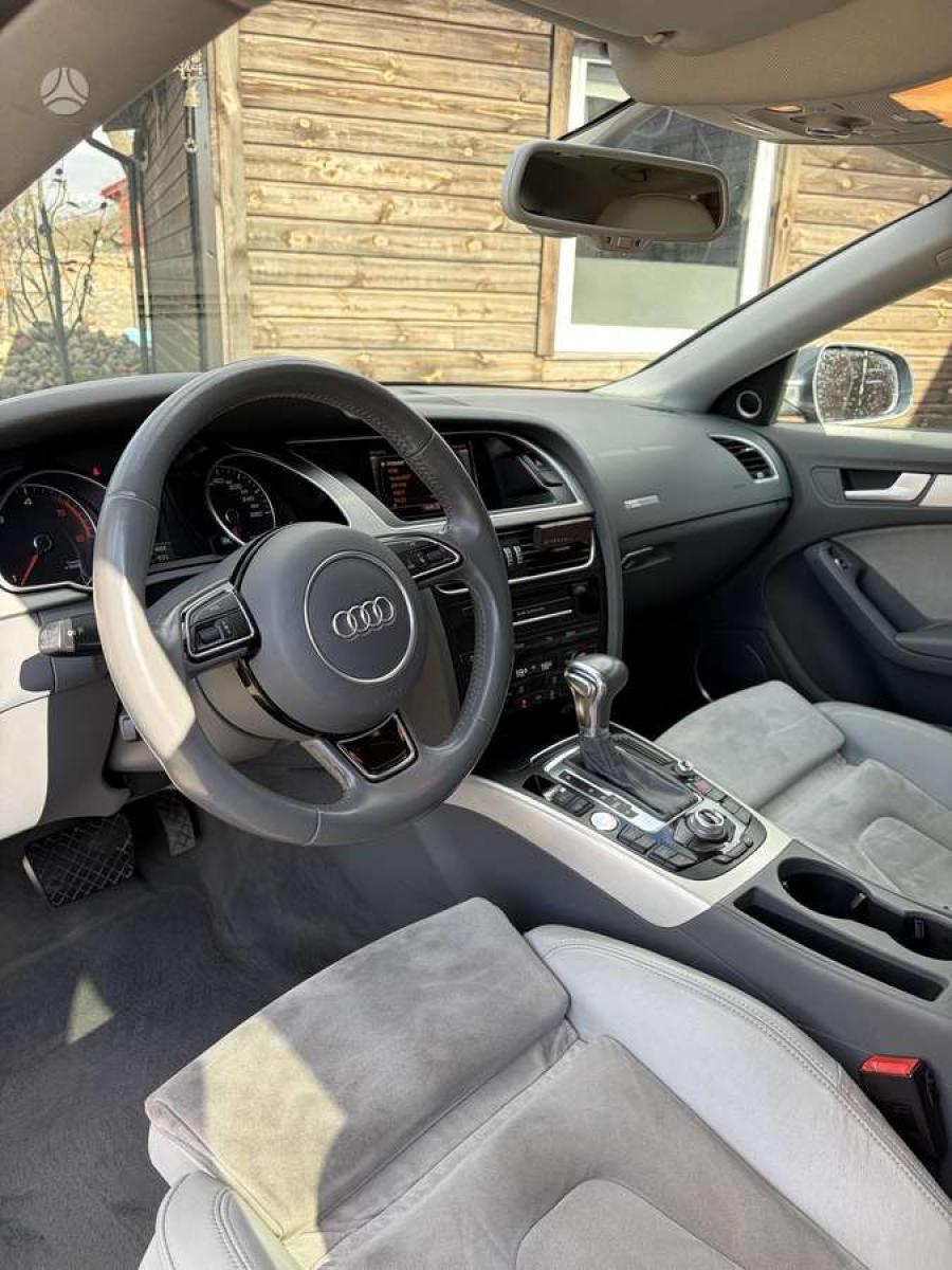 Grey Audi A5 Sportback 2014 in Kaunas, with an engine capacity of 1.96 L and mileage of 253 thousand km for 10500 €, photo 14 on AUTOMOTO.COM.LV