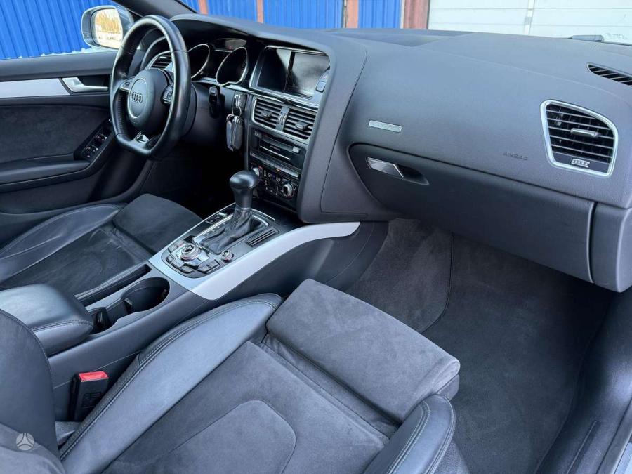 Pelēks Audi A5 Sportback 2016 Prienai, ar dzinēja tilpumu 1.97 L un nobraukumu 201 tūkst. km par 11750 €, foto 20 vietnē AUTOMOTO.COM.LV