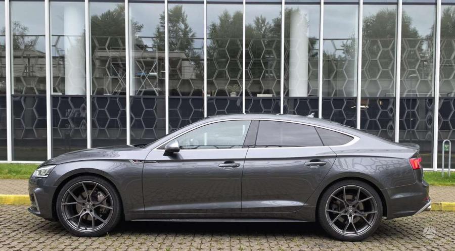 Pelēks Audi A5 Sportback 2017 Viļņa, ar dzinēja tilpumu 1.98 L un nobraukumu 189 tūkst. km par 13700 €, foto 9 vietnē AUTOMOTO.COM.LV