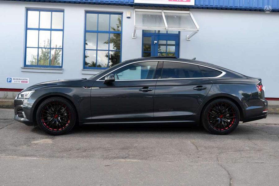 Grey Audi A5 Sportback 2019 in Vilnius, with an engine capacity of 2.00 L and mileage of 173 thousand km for 28900 €, photo 8 on AUTOMOTO.COM.LV