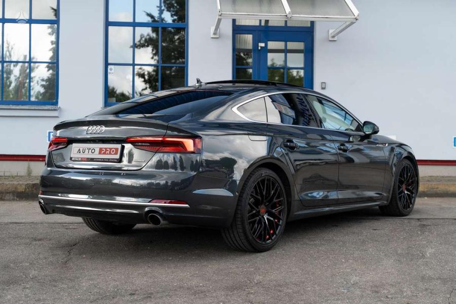 Grey Audi A5 Sportback 2019 in Vilnius, with an engine capacity of 2.00 L and mileage of 173 thousand km for 28900 €, photo 9 on AUTOMOTO.COM.LV