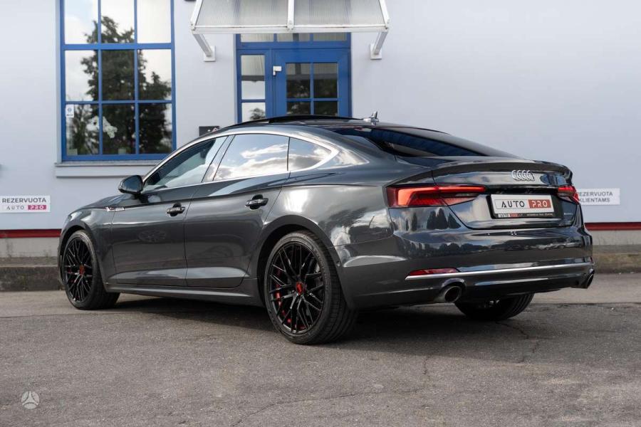 Grey Audi A5 Sportback 2019 in Vilnius, with an engine capacity of 2.00 L and mileage of 173 thousand km for 28900 €, photo 11 on AUTOMOTO.COM.LV