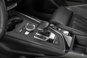 Grey Audi A5 Sportback 2019 in Vilnius, with an engine capacity of 2.00 L and mileage of 173 thousand km for 28900 €, photo 17 on AUTOMOTO.COM.LV