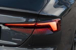 Grey Audi A5 Sportback 2019 in Vilnius, with an engine capacity of 2.00 L and mileage of 173 thousand km for 28900 €, photo 32 on AUTOMOTO.COM.LV