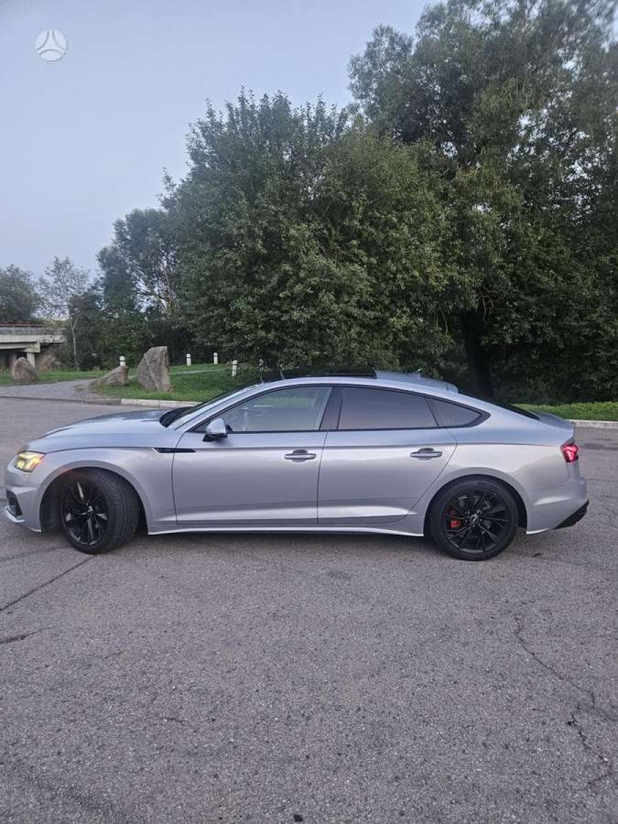 Pelēks Audi A5 Sportback 2023 Mažeikiai, ar dzinēja tilpumu 2.00 L un nobraukumu 71 tūkst. km par 28500 €, foto 4 vietnē AUTOMOTO.COM.LV