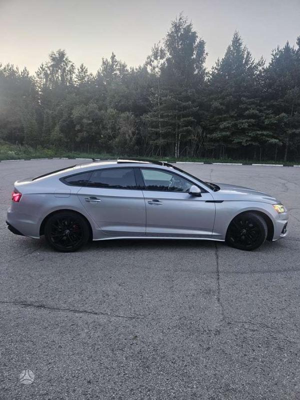 Grey Audi A5 Sportback 2023 in Mazeikiai, with an engine capacity of 2.00 L and mileage of 71 thousand km for 28500 €, photo 4 on AUTOMOTO.COM.LV