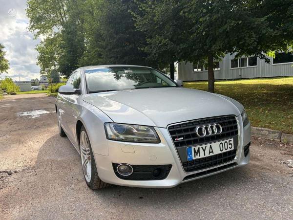 Pelēks Audi A5 Sportback 2009 Utena, ar dzinēja tilpumu 2.00 L un nobraukumu 278 tūkst. km par 8900 €, foto 1 vietnē AUTOMOTO.COM.LV