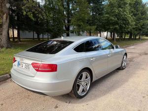 Grey Audi A5 Sportback 2009 in Utena, with an engine capacity of 2.00 L and mileage of 278 thousand km for 8900 €, photo 3 on AUTOMOTO.COM.LV