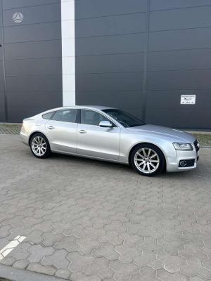 Серый Ауди A5 Sportback 2010 в Вильнюс, объемом двигателя 1.97 л и пробегом 370 тыс. км за 4800 €, фото 4 на AUTOMOTO.COM.LV