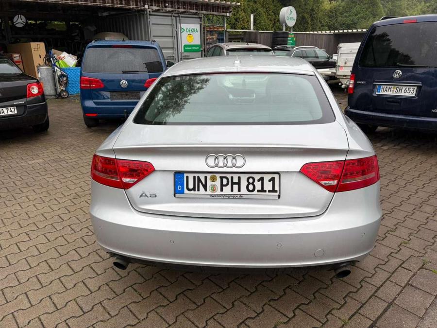 Pelēks Audi A5 Sportback 2010 Jurbarkas, ar dzinēja tilpumu 2.00 L un nobraukumu 147 tūkst. km par 4499 €, foto 3 vietnē AUTOMOTO.COM.LV