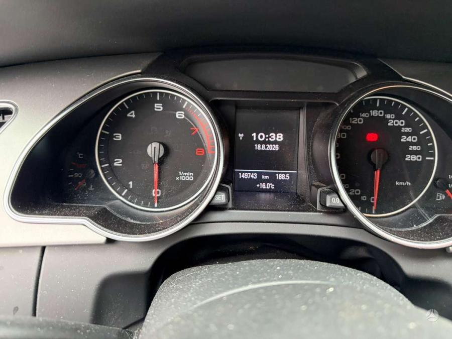 Pelēks Audi A5 Sportback 2010 Jurbarkas, ar dzinēja tilpumu 2.00 L un nobraukumu 147 tūkst. km par 4499 €, foto 8 vietnē AUTOMOTO.COM.LV