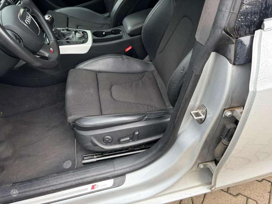 Pelēks Audi A5 Sportback 2010 Jurbarkas, ar dzinēja tilpumu 2.00 L un nobraukumu 147 tūkst. km par 4499 €, foto 11 vietnē AUTOMOTO.COM.LV
