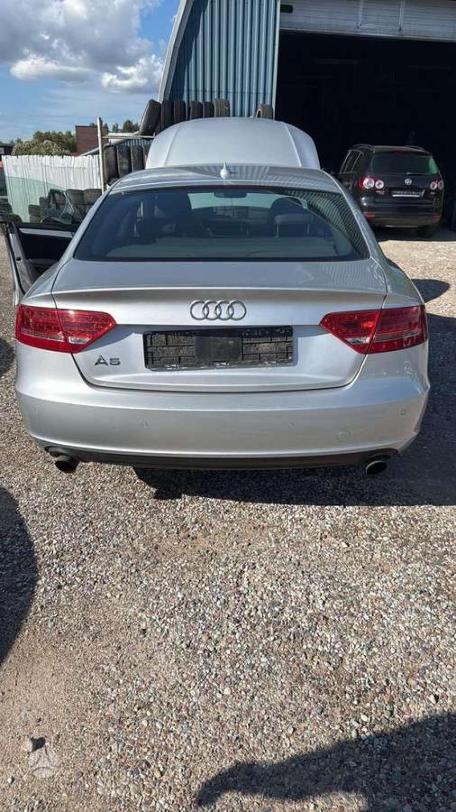 Pelēks Audi A5 Sportback 2010 Jurbarkas, ar dzinēja tilpumu 2.00 L un nobraukumu 147 tūkst. km par 4499 €, foto 15 vietnē AUTOMOTO.COM.LV