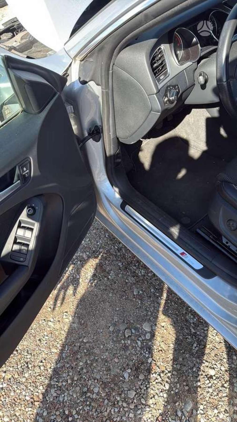 Pelēks Audi A5 Sportback 2010 Jurbarkas, ar dzinēja tilpumu 2.00 L un nobraukumu 147 tūkst. km par 4499 €, foto 17 vietnē AUTOMOTO.COM.LV