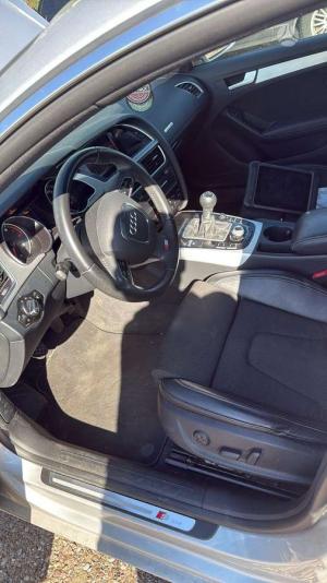 Pelēks Audi A5 Sportback 2010 Jurbarkas, ar dzinēja tilpumu 2.00 L un nobraukumu 147 tūkst. km par 4499 €, foto 19 vietnē AUTOMOTO.COM.LV