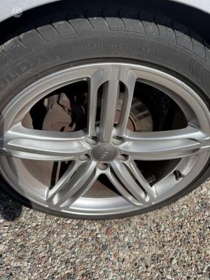 Pelēks Audi A5 Sportback 2010 Jurbarkas, ar dzinēja tilpumu 2.00 L un nobraukumu 147 tūkst. km par 4499 €, foto 20 vietnē AUTOMOTO.COM.LV