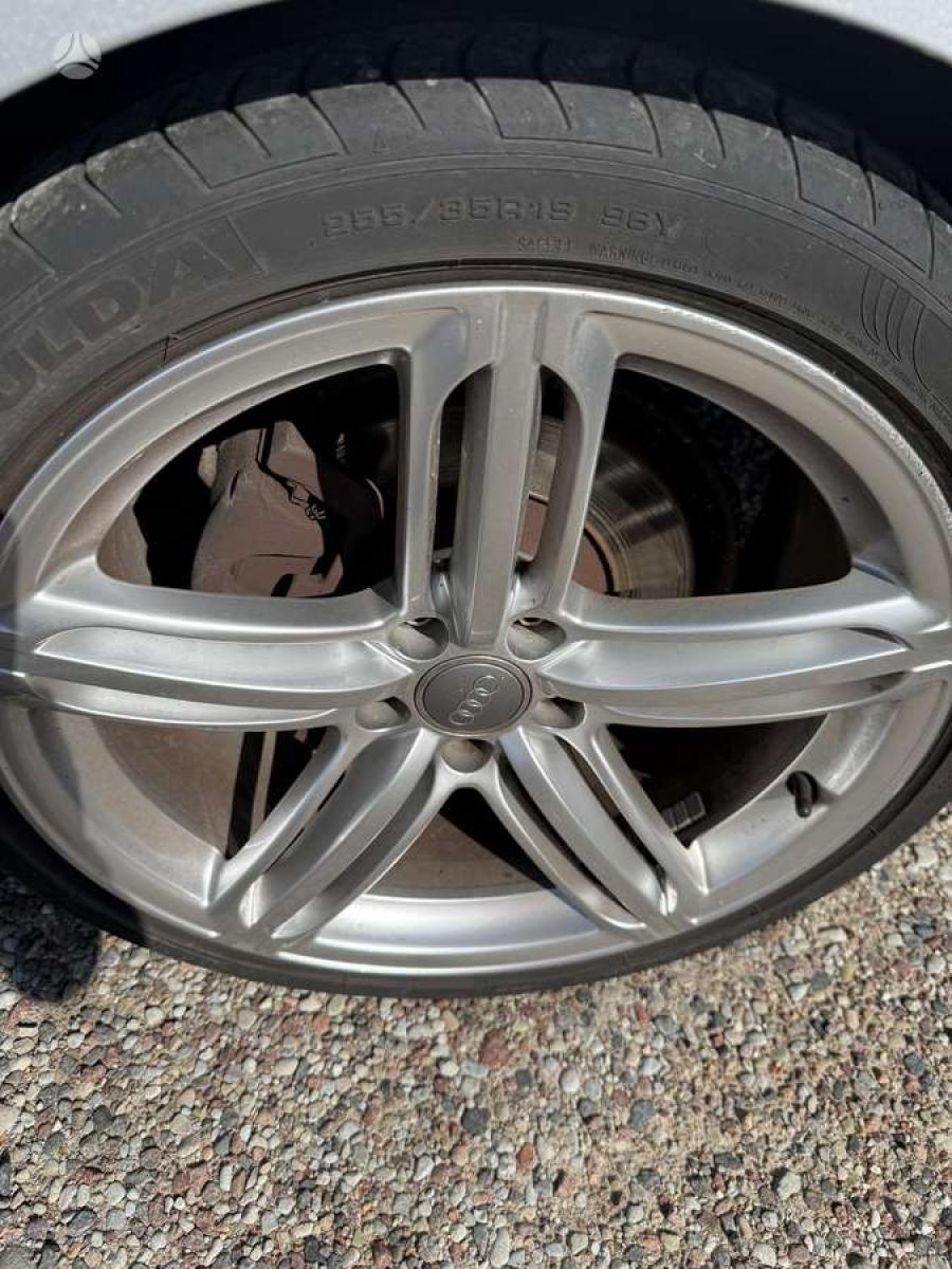 Pelēks Audi A5 Sportback 2010 Jurbarkas, ar dzinēja tilpumu 2.00 L un nobraukumu 147 tūkst. km par 4499 €, foto 20 vietnē AUTOMOTO.COM.LV
