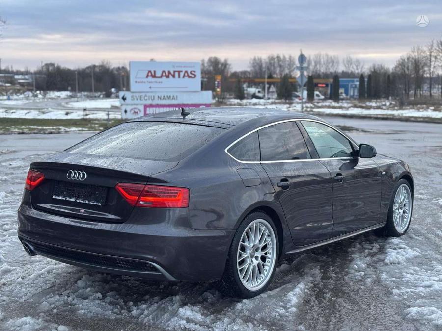 Grey Audi A5 Sportback 2013 in Taurage, with an engine capacity of 2.00 L and mileage of 250 thousand km for 8500 €, photo 6 on AUTOMOTO.COM.LV