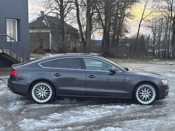 Pelēks Audi A5 Sportback 2013 Tauragė, ar dzinēja tilpumu 2.00 L un nobraukumu 250 tūkst. km par 8500 €, foto 7 vietnē AUTOMOTO.COM.LV