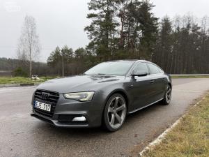 Grey Audi A5 Sportback 2015 in Vilnius, with an engine capacity of 2.00 L and mileage of 348 thousand km for 11999 €, photo 3 on AUTOMOTO.COM.LV