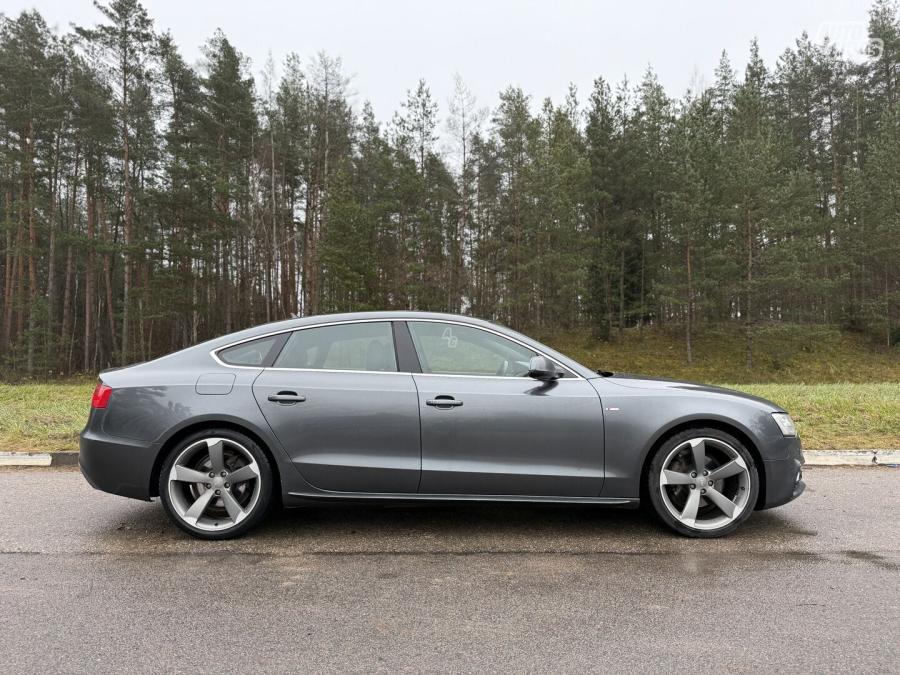 Grey Audi A5 Sportback 2015 in Vilnius, with an engine capacity of 2.00 L and mileage of 348 thousand km for 11999 €, photo 4 on AUTOMOTO.COM.LV
