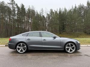 Grey Audi A5 Sportback 2015 in Vilnius, with an engine capacity of 2.00 L and mileage of 348 thousand km for 11999 €, photo 5 on AUTOMOTO.COM.LV