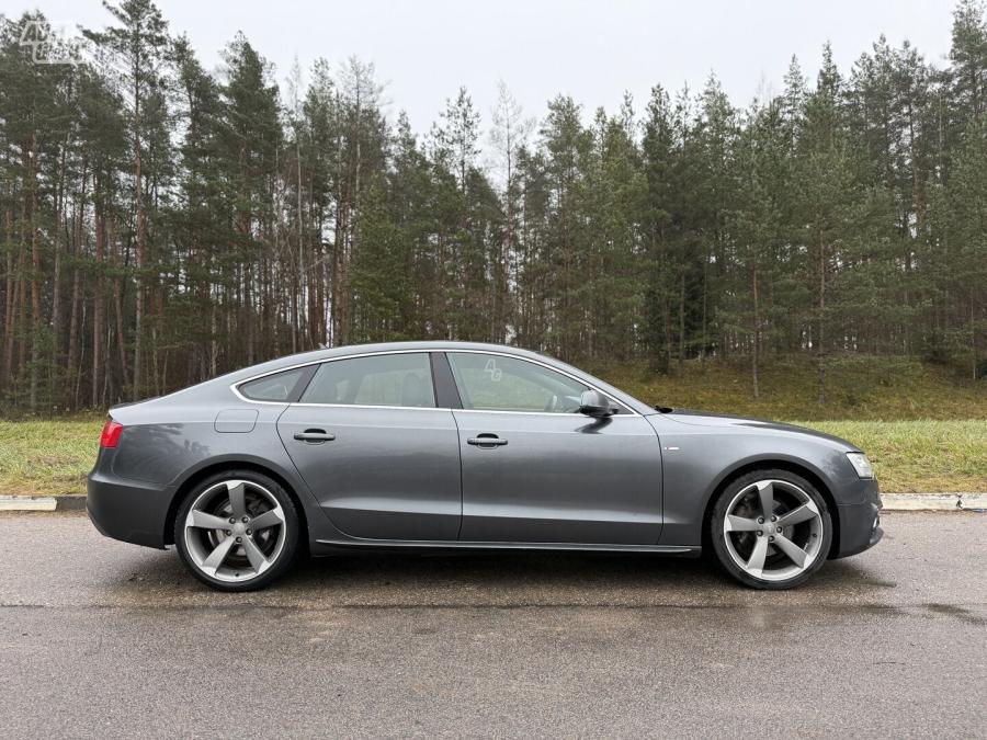 Grey Audi A5 Sportback 2015 in Vilnius, with an engine capacity of 2.00 L and mileage of 348 thousand km for 11999 €, photo 5 on AUTOMOTO.COM.LV