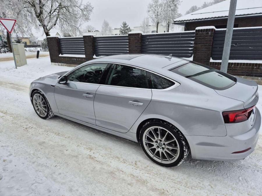 Pelēks Audi A5 Sportback 2017 Kauņa, ar dzinēja tilpumu 2.00 L un nobraukumu 299 tūkst. km par 14350 €, foto 4 vietnē AUTOMOTO.COM.LV