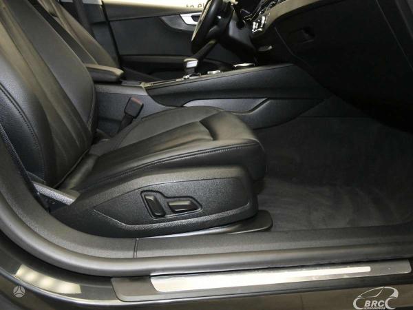 Grey Audi A5 Sportback 2018 in Vilnius, with an engine capacity of 1.98 L and mileage of 48 thousand km for 19900 €, photo 7 on AUTOMOTO.COM.LV