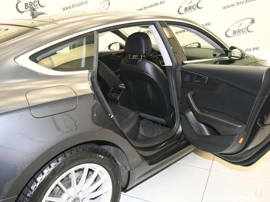 Grey Audi A5 Sportback 2018 in Vilnius, with an engine capacity of 1.98 L and mileage of 48 thousand km for 19900 €, photo 14 on AUTOMOTO.COM.LV