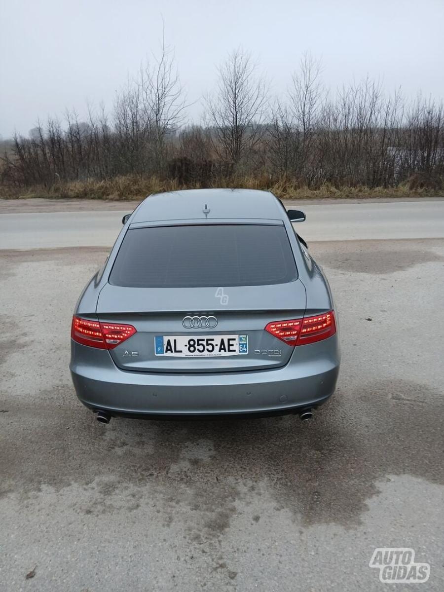Audi A5 Sportback 2010 in Taurage, with an engine capacity of 3.00 L and mileage of 285 thousand km for 7850 €, photo 6 on AUTOMOTO.COM.LV