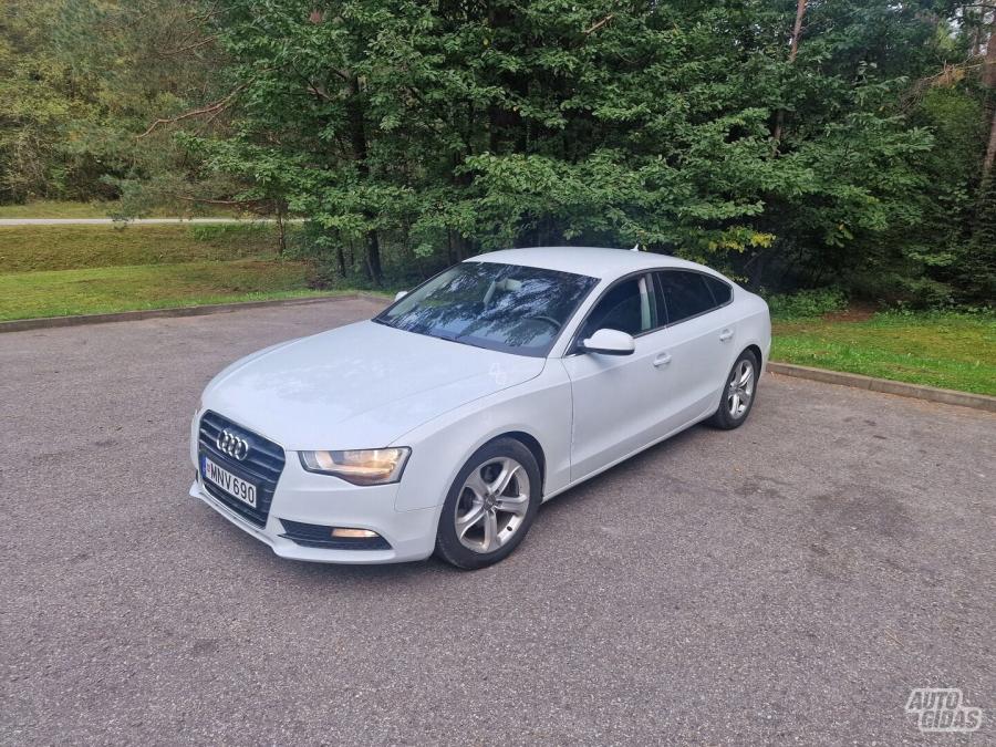 Ауди A5 Sportback 2012 в Аникщяй, объемом двигателя 2.00 л и пробегом 300 тыс. км за 6500 €, фото 1 на AUTOMOTO.COM.LV