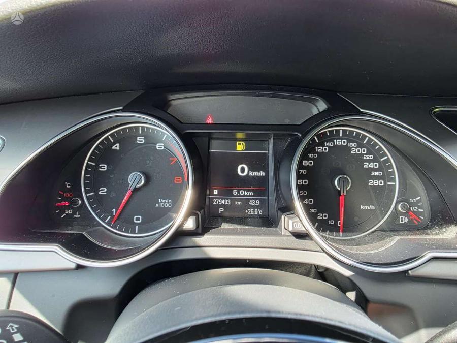 Красный Ауди A5 Sportback 2014 в Тельшяй, объемом двигателя 1.80 л и пробегом 279 тыс. км за 9900 €, фото 38 на AUTOMOTO.COM.LV