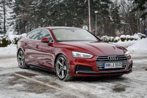 Red Audi A5 Sportback 2017 in Elektrenai, with an engine capacity of 1.97 L and mileage of 223 thousand km for 19450 €, photo 7 on AUTOMOTO.COM.LV