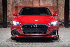 Red Audi A5 Sportback 2020 in Kaunas, with an engine capacity of 1.98 L and mileage of 147 thousand km for 24900 €, photo 2 on AUTOMOTO.COM.LV