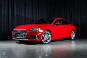 Sarkans Audi A5 Sportback 2020 Viļņa, ar dzinēja tilpumu 1.98 L un nobraukumu 148 tūkst. km par 23998 €, foto  vietnē AUTOMOTO.COM.LV