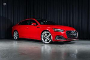 Sarkans Audi A5 Sportback 2020 Viļņa, ar dzinēja tilpumu 1.98 L un nobraukumu 148 tūkst. km par 23998 €, foto 4 vietnē AUTOMOTO.COM.LV