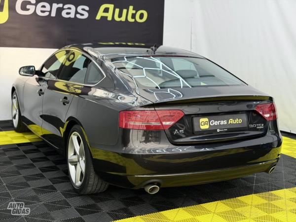 Audi A5 Sportback 2010 in Avizieniai, with an engine capacity of 3.00 L and mileage of 238 thousand km for 8300 €, photo 6 on AUTOMOTO.COM.LV
