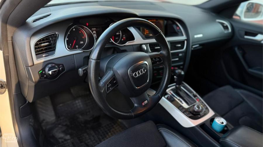 Audi A5 Sportback 2010 in Vilnius, with an engine capacity of 2.70 L and mileage of 425 thousand km for 6250 €, photo 11 on AUTOMOTO.COM.LV