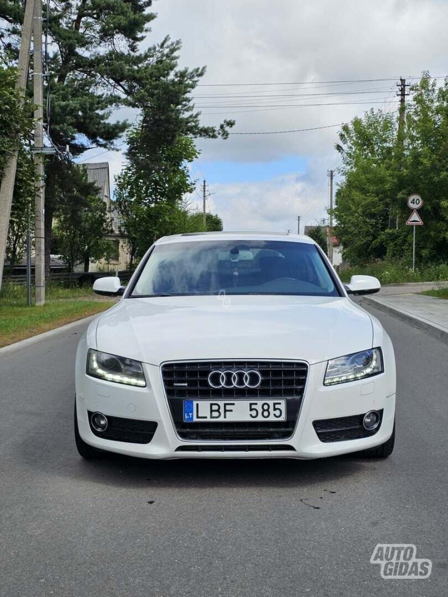 Белый Ауди A5 Sportback 2009 в Вильнюс, объемом двигателя 3.00 л и пробегом 347 тыс. км за 6500 €, фото 3 на AUTOMOTO.COM.LV