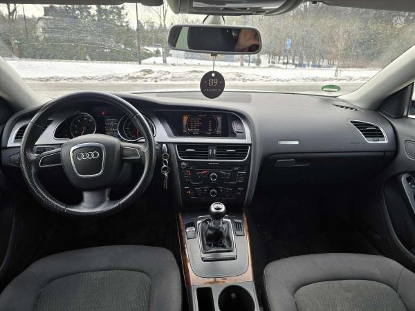 Белый Ауди A5 Sportback 2010 в Алитус, объемом двигателя 1.98 л и пробегом 285 тыс. км за 6200 €, фото 8 на AUTOMOTO.COM.LV